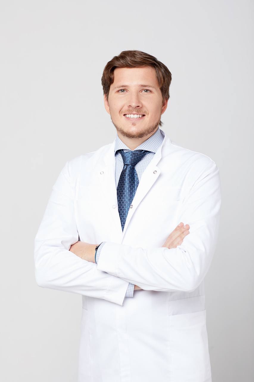 Implantation in Israel, Naimushin Artem dental surgeon